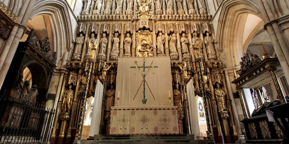 St Mary Overie in Lent | andrewcusack.com